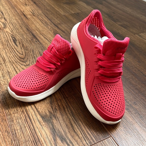 Crocs Shoes Crocs Tennis Shoes Poshmark